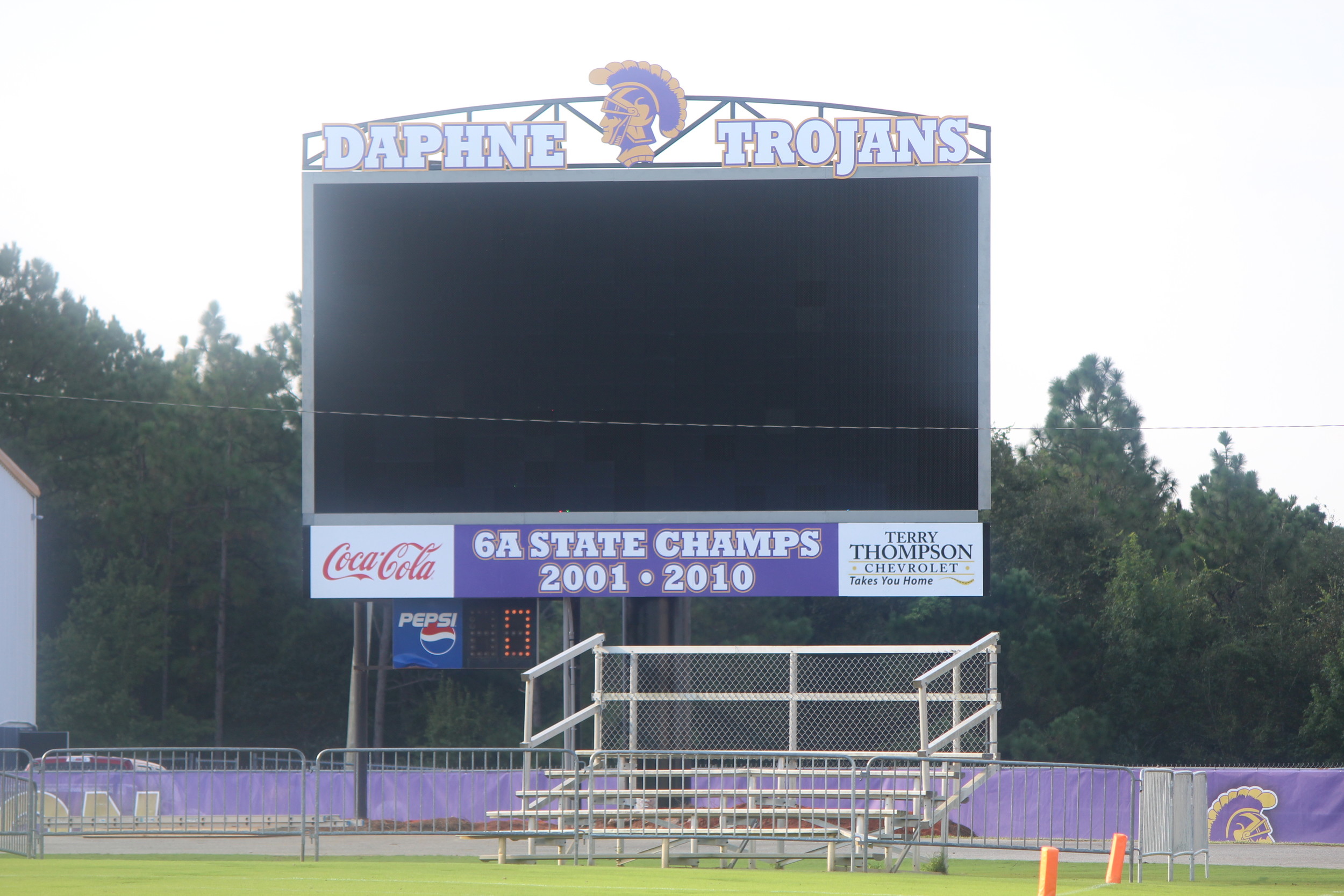 Gulf Coast Media | Daphne celebrates new digital scoreboard at football ...