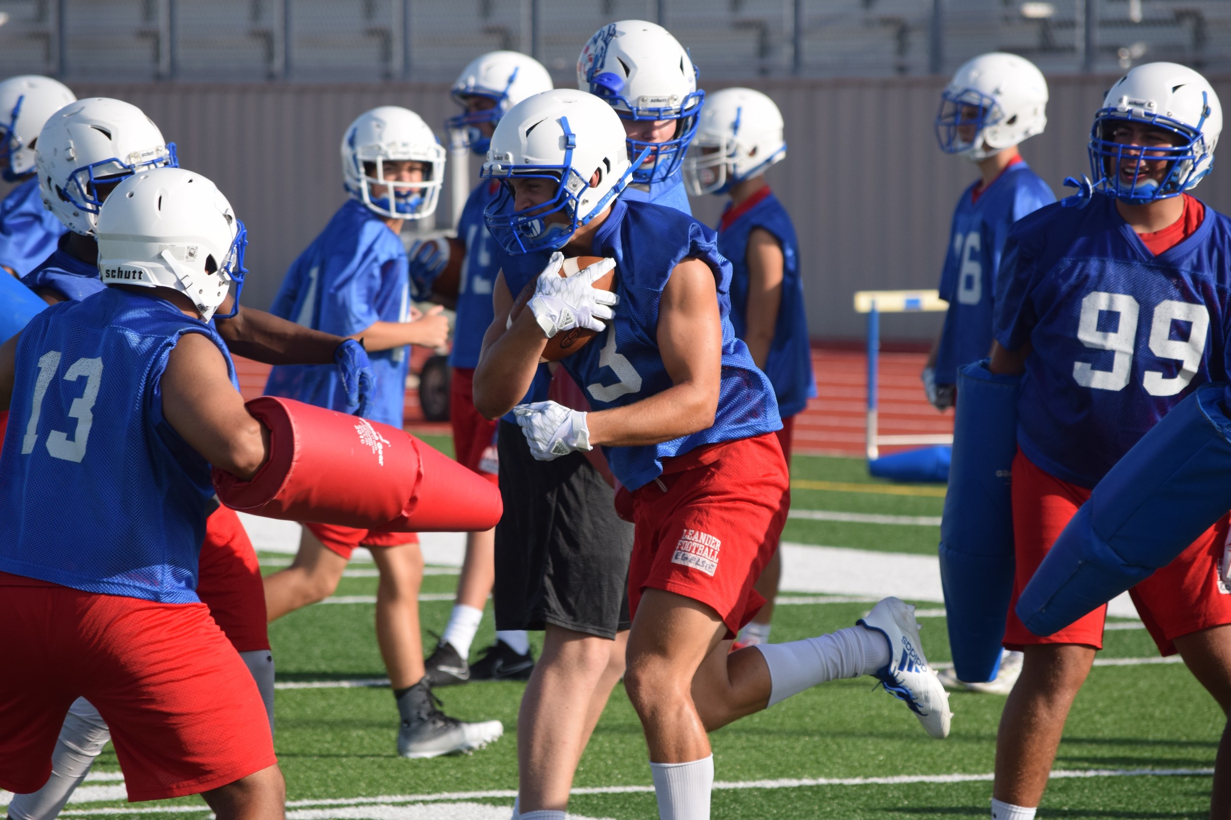 Leander ISD Teams Begin Fall Football Practice Hill Country News
