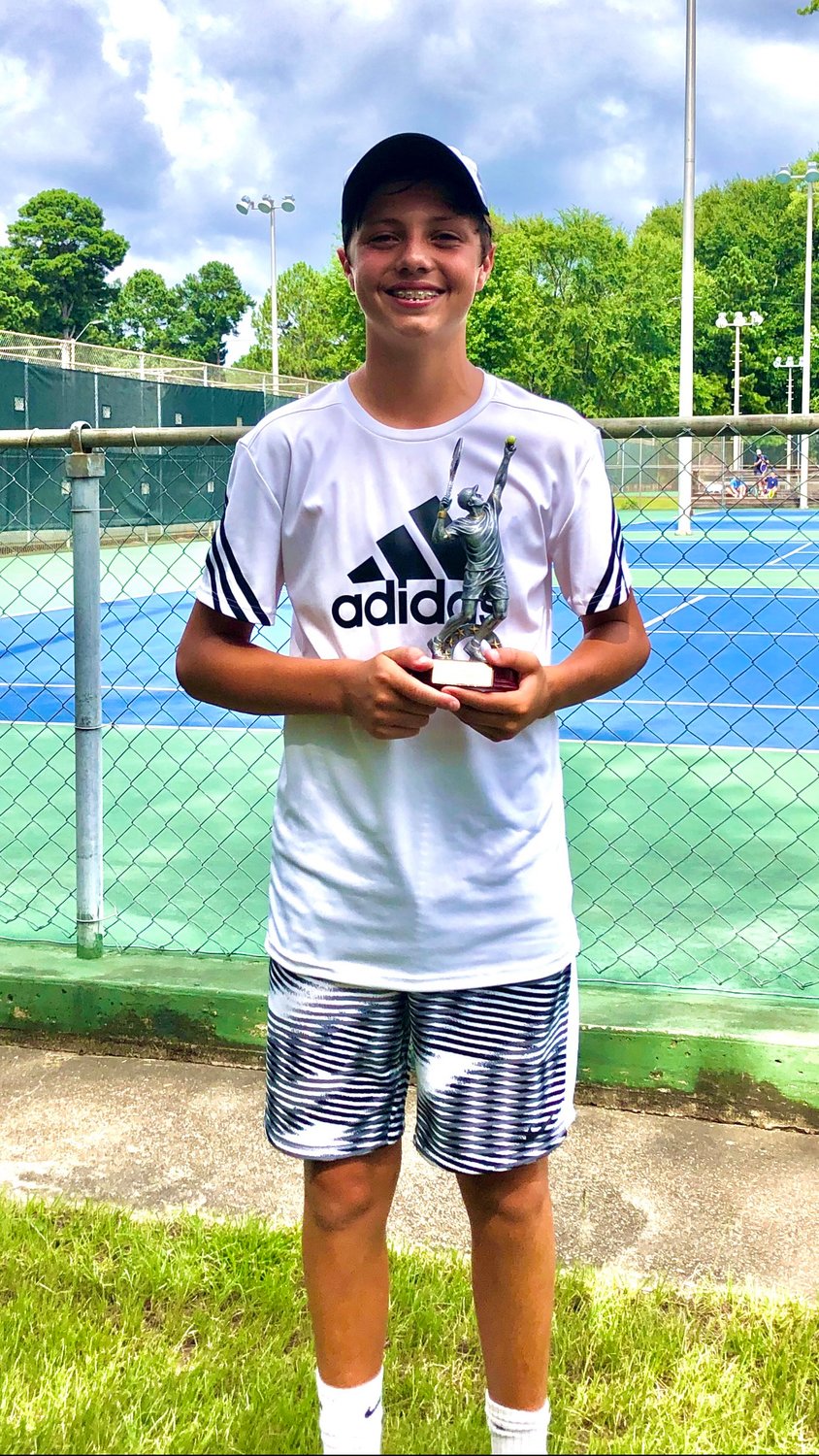 Hooks wins USTA Championship