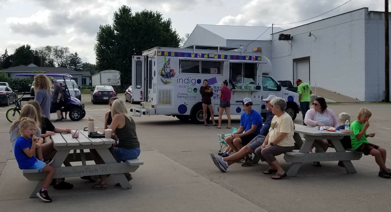 Goodhue Revives Farmer’s Market - Goodhue-Bellechester Messenger