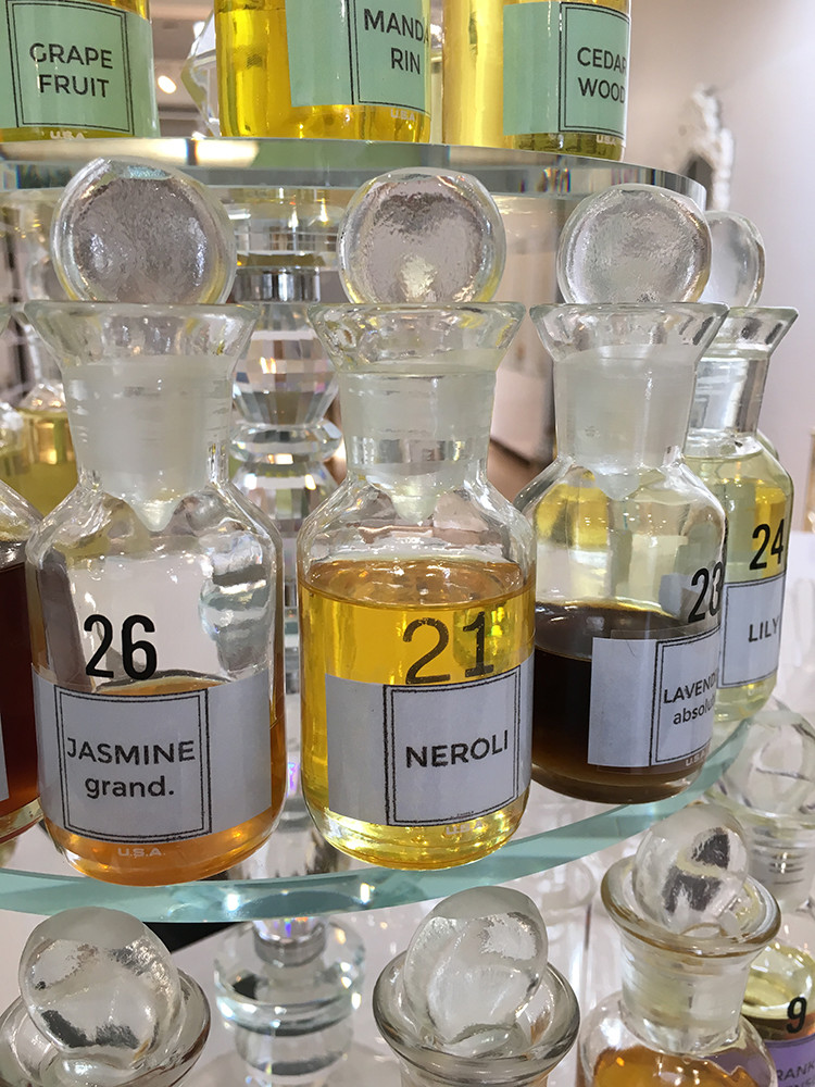 Make Your Own Perfume Rome at Leslie Hackett blog