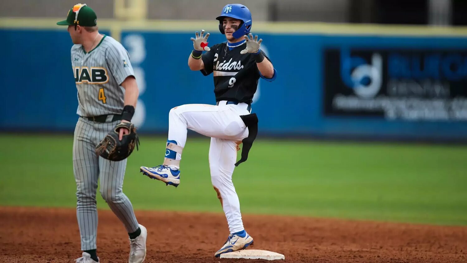 Blue Raiders split doubleheader with UAB; Takes series with 3-1 win in ...