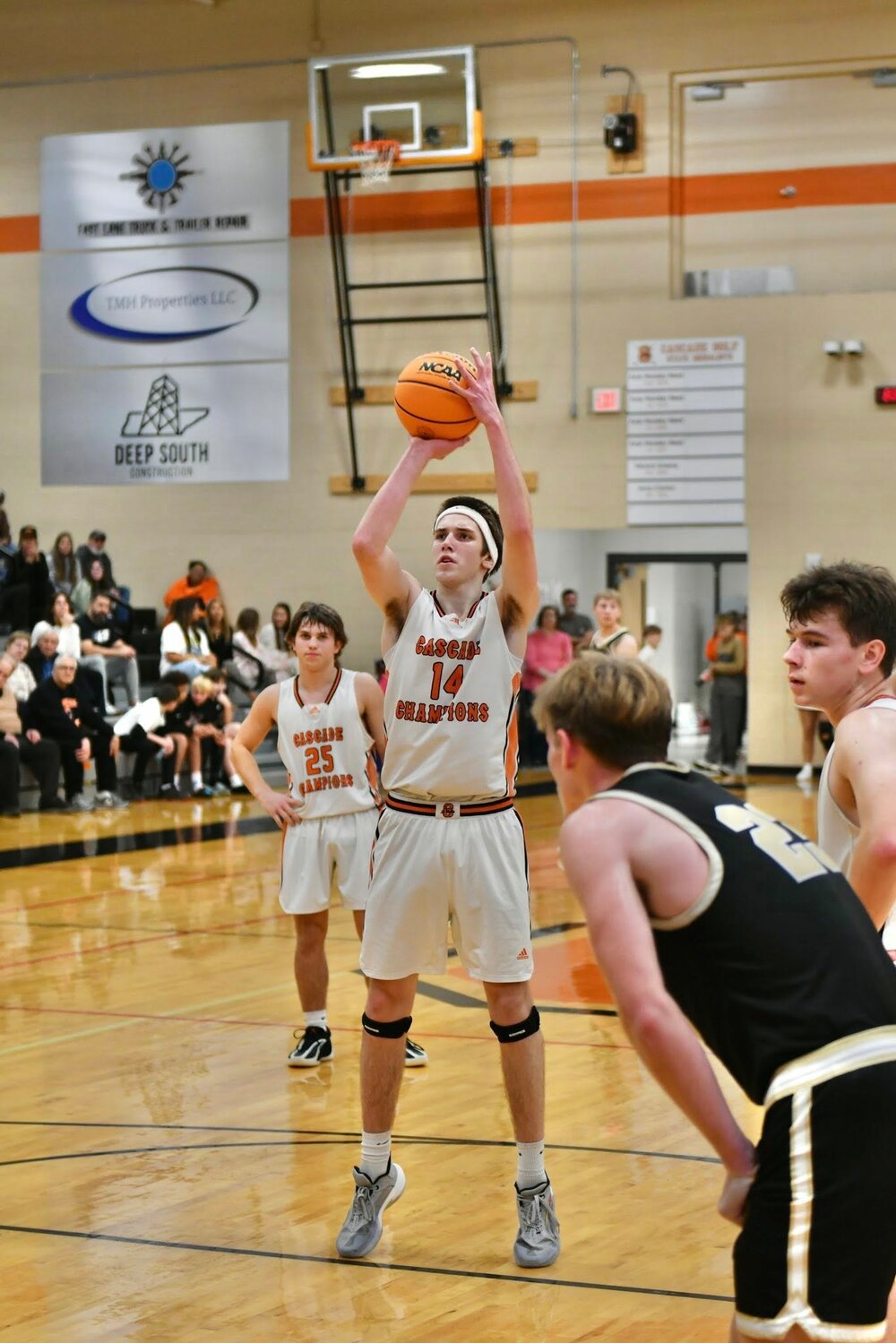 Champs Comeback Spoiled By Loretto Buzzer-Beater - Shelbyville Times ...